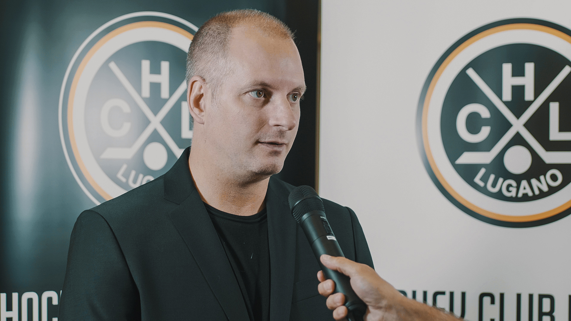 Hnat Domenichelli | Alla Cornèr Arena entra Nodari ed esce Marti - HCL TV